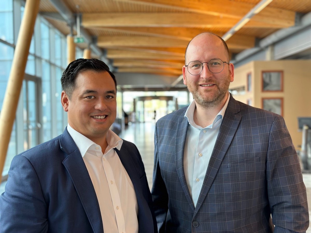 How can AirPlus Virtual Cards make business payments more efficient?